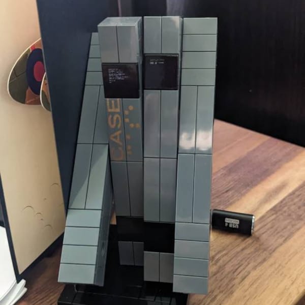 Interstellar Movie Robot TARS Custom Figure Made With Real LEGO, Not an ...