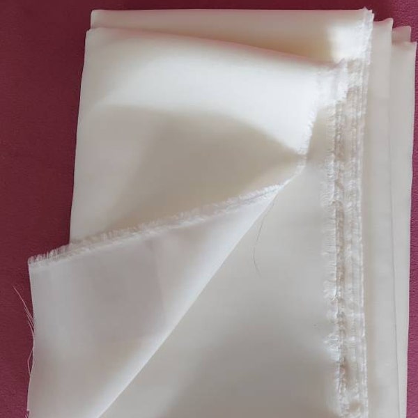 Light Weight Silk Wool Voile | Warm and Skin-friendly | 12 Momme Weight ...