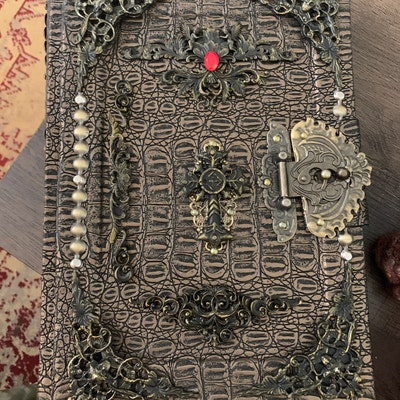 Printable Baby Memory Book Pages, First Year Baby Keepsake Journal ...