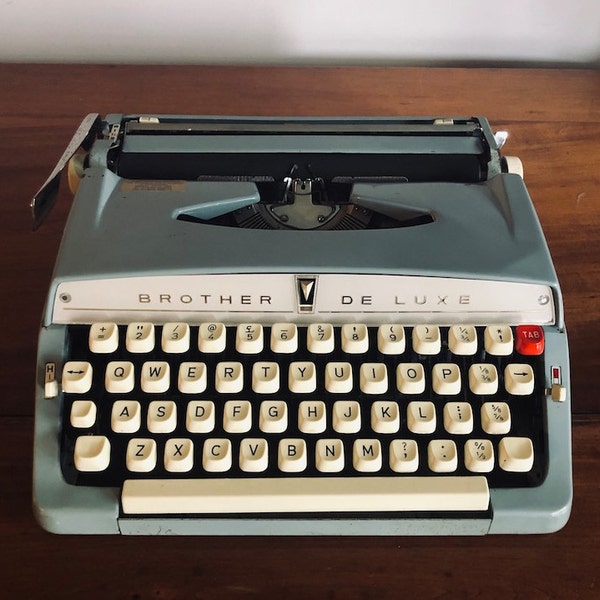 Imperial Litton 201 Typewriter in Teal and Cream. Original Case and New ...