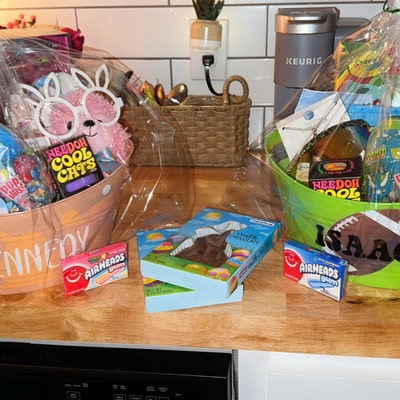 Personalized Gift Basket for Cheer Leader Bucket Senior Night Cheer Pom ...