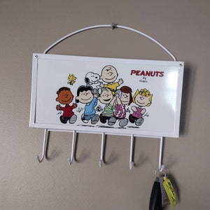 Marvel Comics Characters Desk Lamp With Chrome Finish Shade, Avengers ...