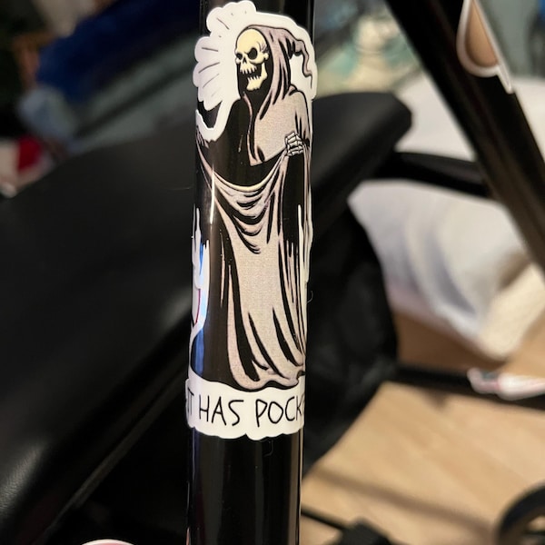 It Has Pockets Sticker, Funny Halloween, Vintage Grim Reaper, Horror ...