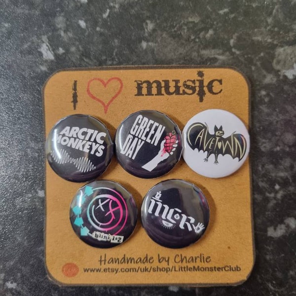 GERARD WAY Badge Pack Pin Badges Buttons Stocking Filler Emo Badge ...