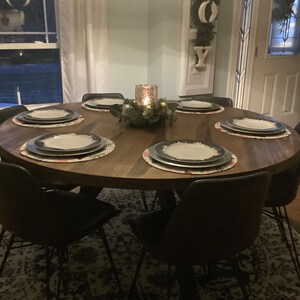 Magnolia Round Pedestal Farmhouse Dining Table - Etsy