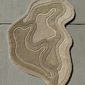 Sculpted Edge Hand Tufted Rug, Wavy Wool Area Rug Irregular Shape - Etsy