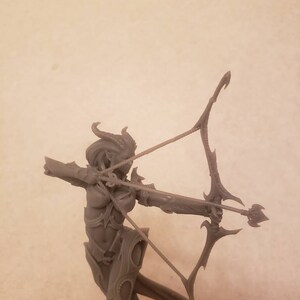 Tourmaline the Petrifier Dragonborn Cleric/paladin | Etsy