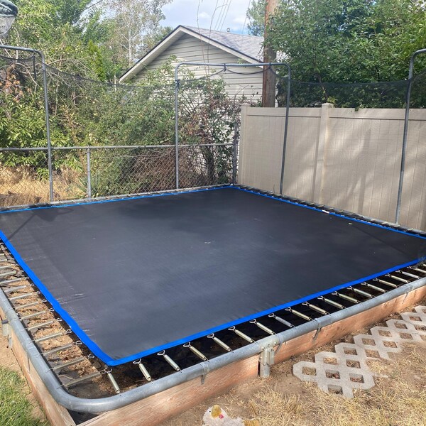 Round Trampoline Mat for 14' Round Trampoline With 104 Rings Uses 8.5 ...