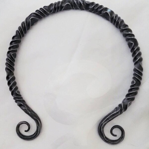 TWISTING IRON TORC Torc Torques Necklace Twisted Druid Celtic Celt ...