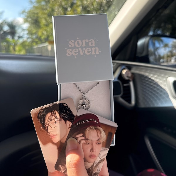 SKZ Compass Necklace - Etsy