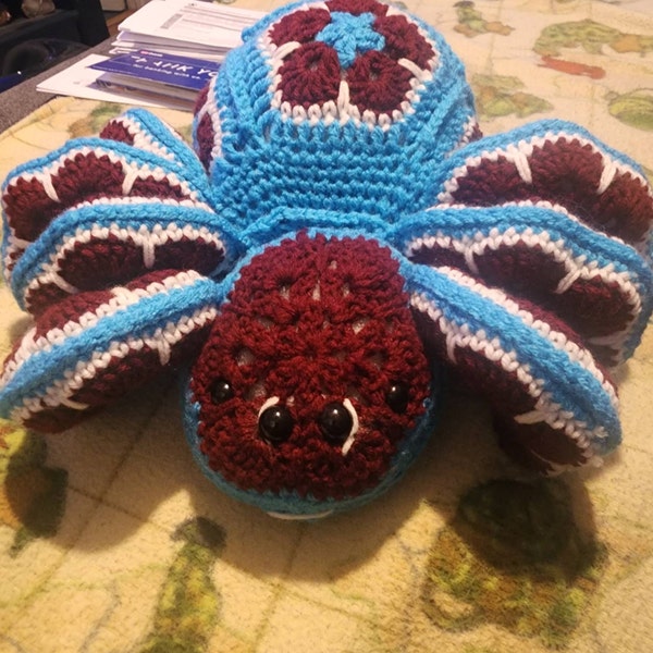 Sully the African Flower Spider Crochet Pattern, PDF, Digital Download ...
