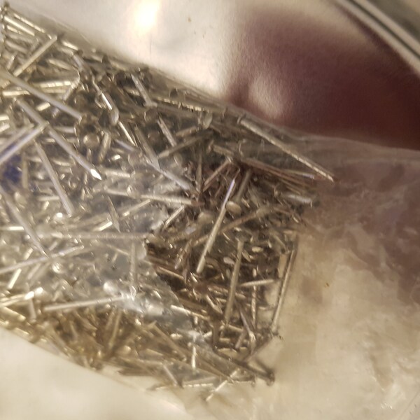 500pcs #17x1-1/4" 1,4x30mm Escutcheon Pins Nails, Nickel Plated, Silver ...