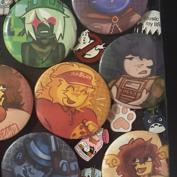 SHEDLETSKY 1x1x1x1 Pin Back Button 2.25’’ FORSAKEN - Etsy