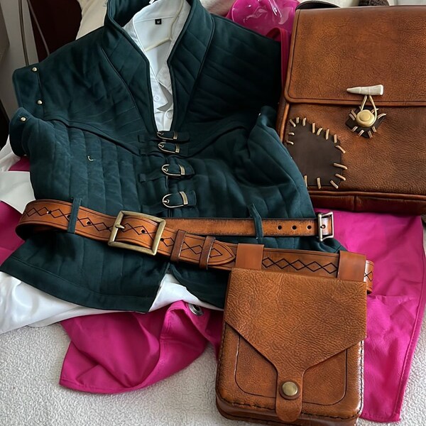 Flynn Rider Satchel, Belts and Pouch - Disney's Tangled - Rapunzel ...