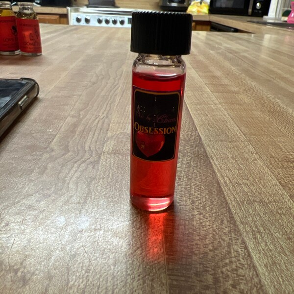 OBSESSION OIL With Rose Quartz Crystal Voodoo Hoodoo Wiccan Pagan - Etsy