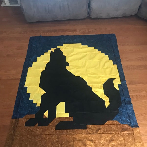 Wolf Quilt Pattern, in Multiple Sizes: 39x47, 26x31 Wall, and 52x62 Lap ...