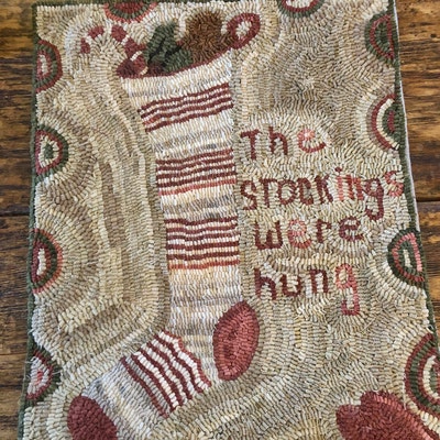 RUG HOOKING KIT Valentine Heart Table Runner on Linen - Etsy