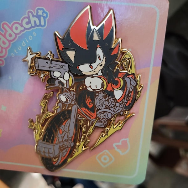 Trig Stampede Enamel Pins | Vash the Stampede, Nicholas Wolfwood ...