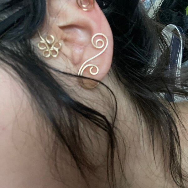 Daisy Vine Ear Cuff, Vine Jewelry, Ear Jewelry, Ear Climber, Ear Wrap, Ear Jacket, Silver Plate ...