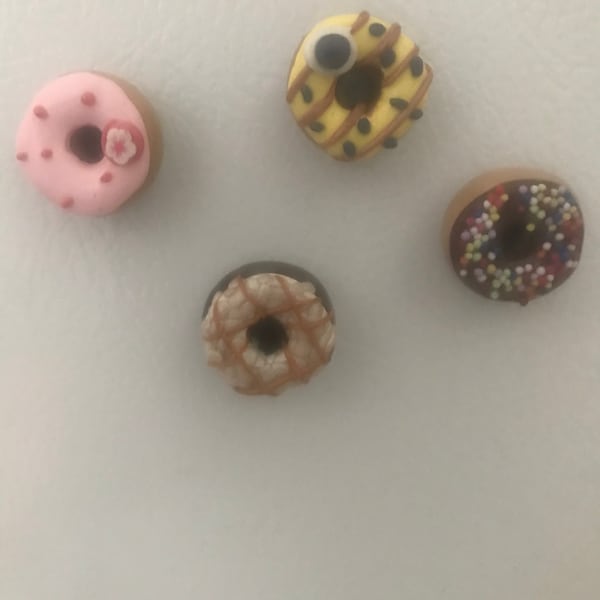 SET OF 4 Donut Magnets – Handmade Polymer Clay Doughnut Fridge Magnets ...