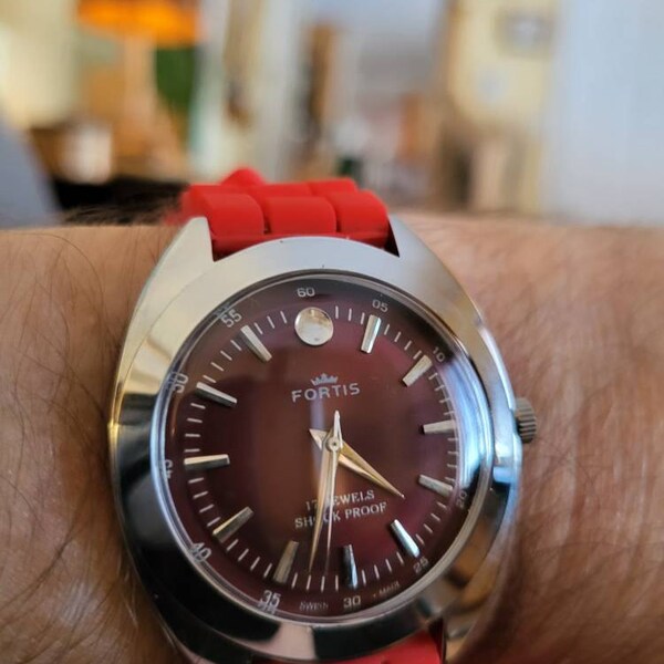 Genuine Vintage Ricoh R31 Automatic Japan Mens Day/date Oval Shape Blue ...