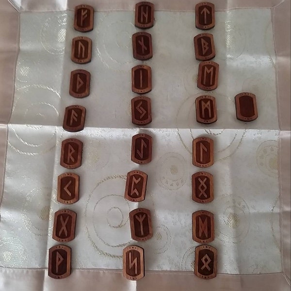 Wooden Runic Set, 25 Pcs With Velvet Pouch | Wood Runes Elder Futhark ...