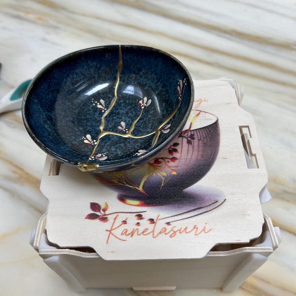 Kintsugi Bowl, Hand Painted Flowers, Made in Japan. - Etsy