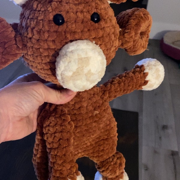 Crochet Snuggler Highland Cow Pattern, Amigurumi Crochet Highland Cow ...
