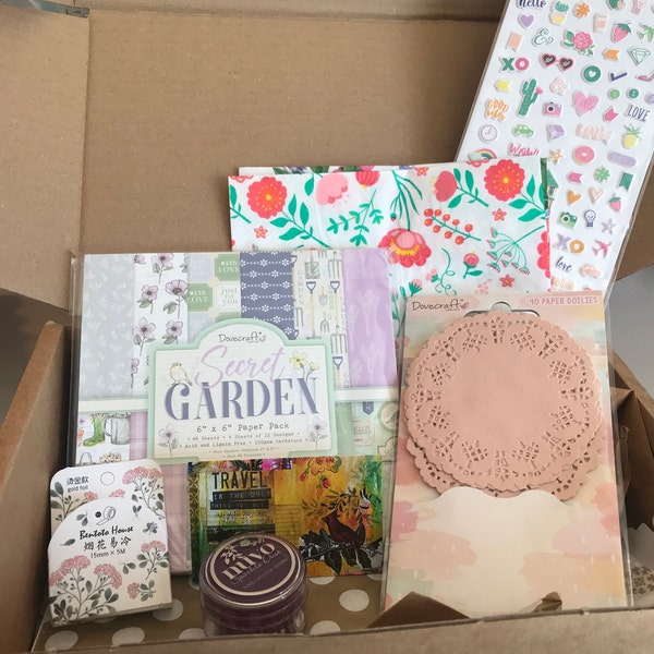 9 Vintage Napkins, Patterned Napkins, Flowers Napkins, Pretty ...