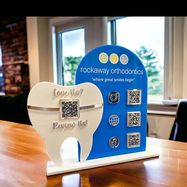 Single QR Code Custom Sign With Present Box, Gift Stores, Wrapping ...