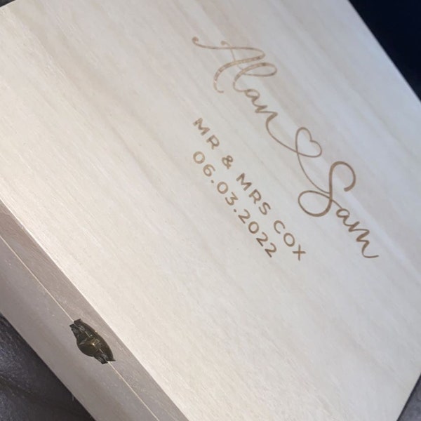 Engraved Heart Couple Keepsake Box, Personalised Wooden Wedding Memory ...