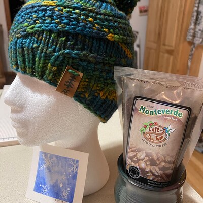 Girls in Xtra Tuffs Alaskan Colors Collection, Hand Painted Chunky Yarn ...