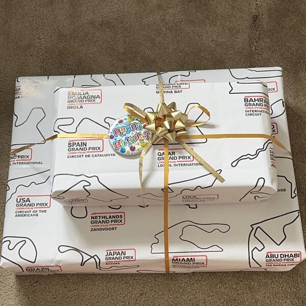 Personalised Peter Rabbit Christmas Wrapping Paper - Etsy