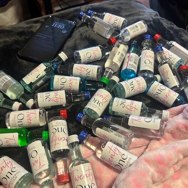 Drunk in Love Mini Shot Labels, Wedding Shot Bottle Labels, Drunk in ...