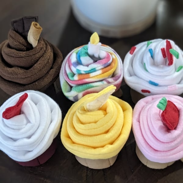 Cupcake Snuffle Mat - Dog Toy, Pet Toy, Interactive, Mental Exercise ...