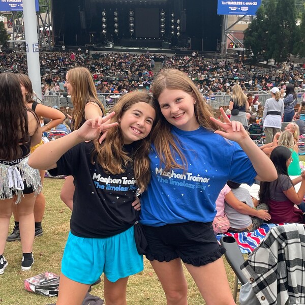 Meghan Trainor the Timeless Tour Hoodie 2024 - Fan Inspired Megan ...