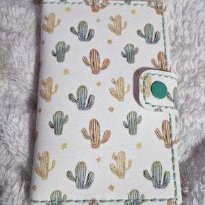 Earbud Holder SVG Headphone Holder Template Cord Organizer SVG Phone ...