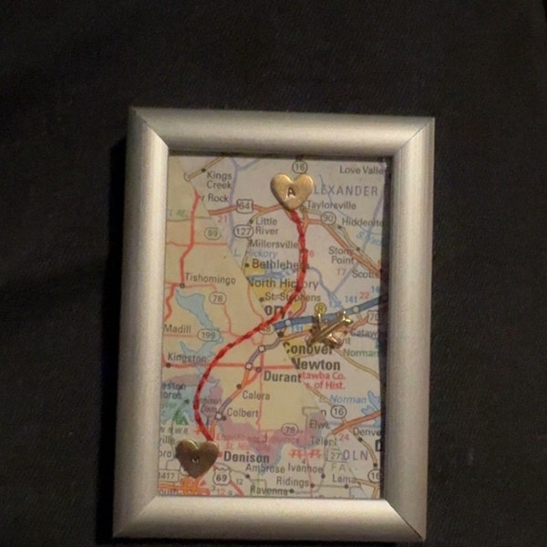 Long Distance Map Frame, String of Fate Gift (2x2.7") - Etsy