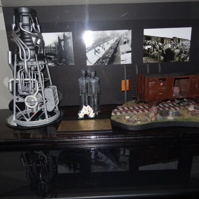 Fallout 4 1:1 Fusion Core Reactor Prop Replica Bethesda - Etsy