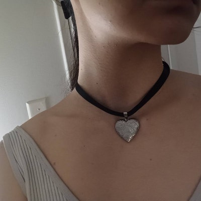 Ribbon Heart Pendant Necklace Ribbon Choker Necklace Silver Heart ...