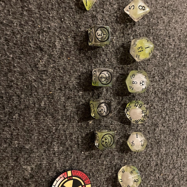 Nuclear Fallout Exclusive 11 Dice Set | Glow in the Dark Nuke Wasteland ...
