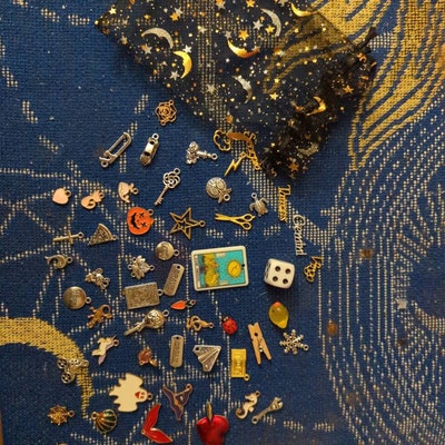 Divination Charms, Charm Kit, Charm Casting, Mystery Scoop - Etsy