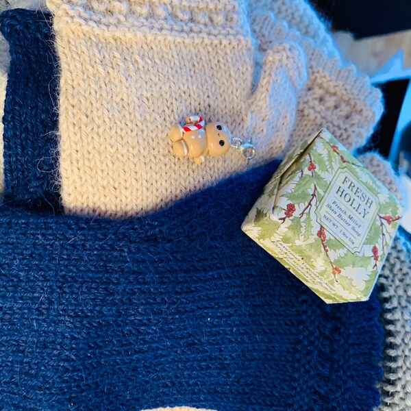 Blue Handknit Shawl, Knitted Triangle Shaped Wrap, Hand Knit Machine ...