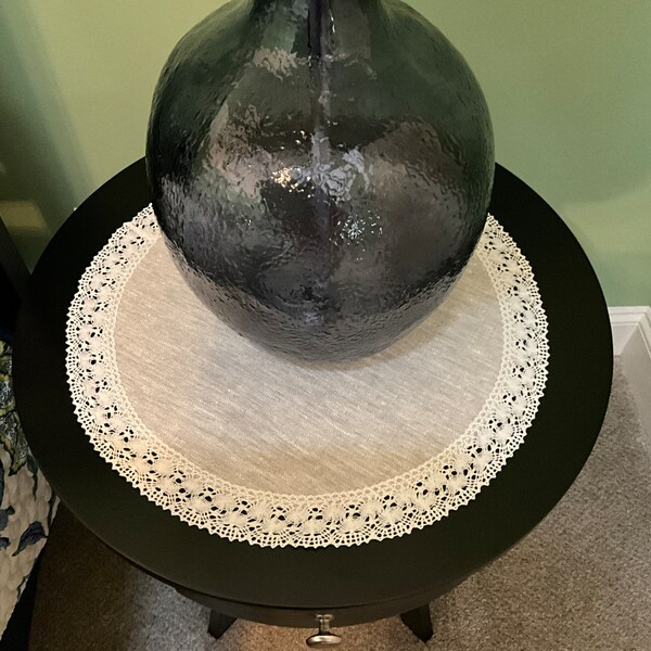 28 Inch Round Linen Table Topper With Lace Edge Small Round Tablecloth ...