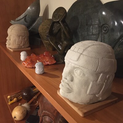 Set of 2 Tiki Moai Easter Island Head Sculpture gray With Red Hat - Etsy