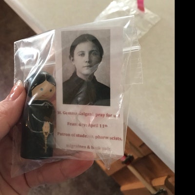 Stations of the Cross Pray and Play Set by Saintly Heart and Brother ...