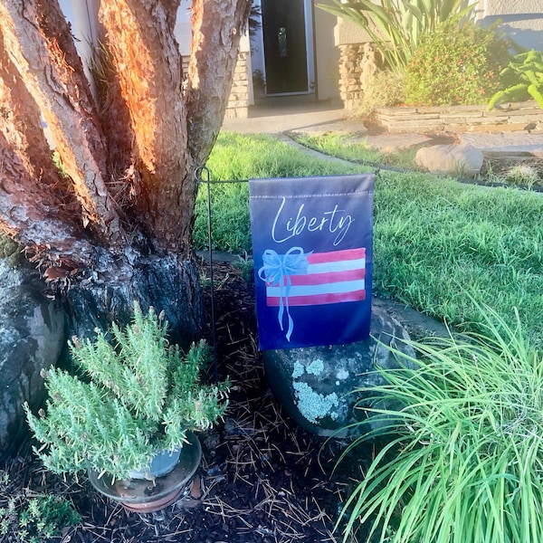 Hello Winter Flag, Plaid Garden Flags, Winter Pinecone Garden Flag ...