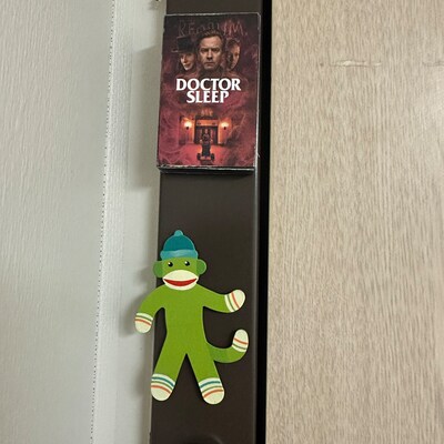 Retro VHS 90's Movies Mini Magnets Classic Cult Movies VHS Tape Covers ...