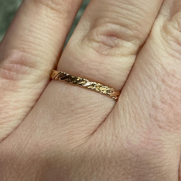 600-25 14K Yellow SOLID Gold Ring, Pattern Ring, Width--2.5mm - Etsy