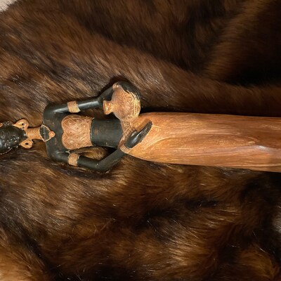 Raynard Faux Fur Throw, Fake Fur Blanket for Bed or Sofa With Brown ...